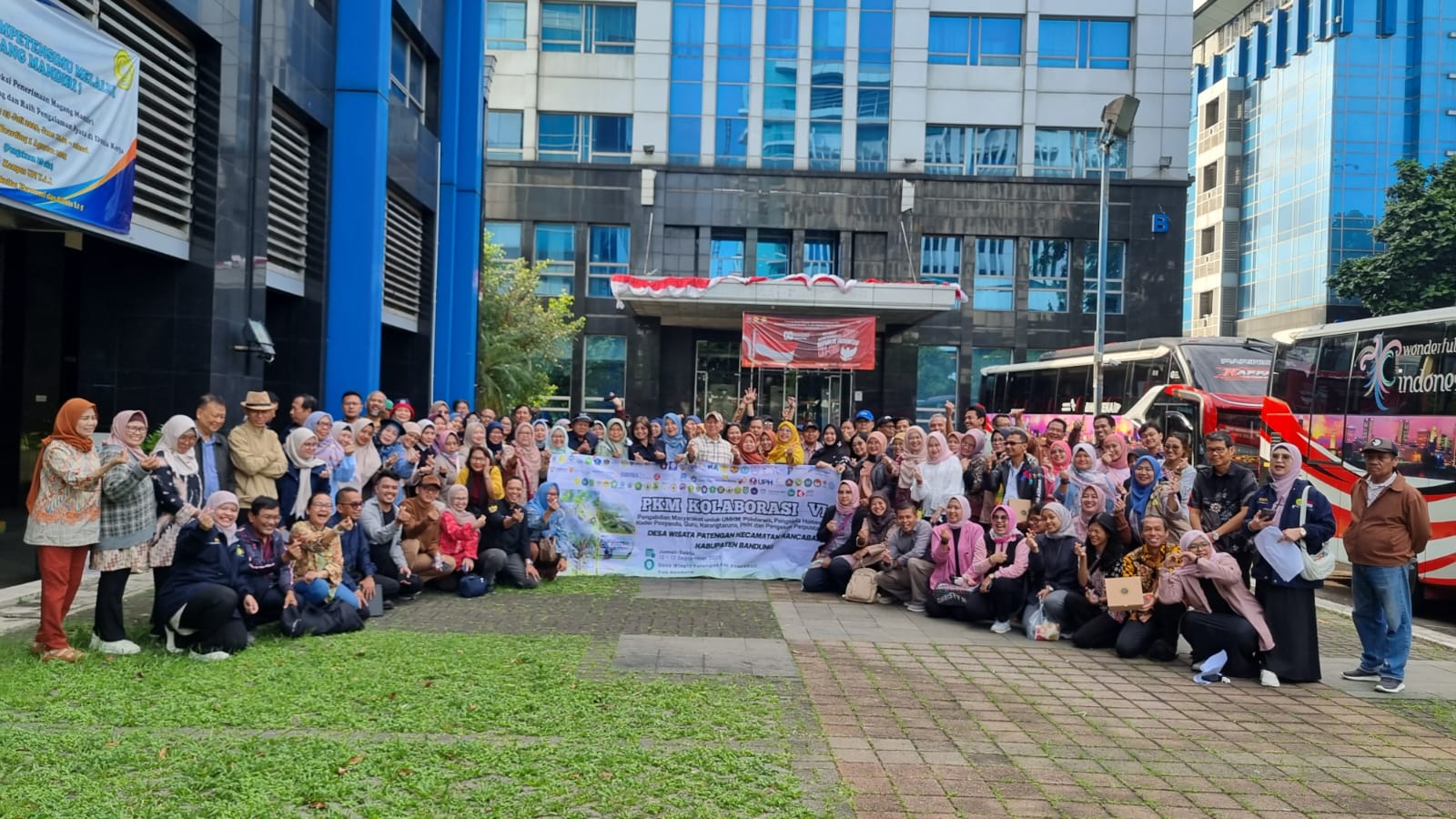 Bunda Literasi Patengan Belajar Bercerita Kreatif dari Dosen Bentara ...
